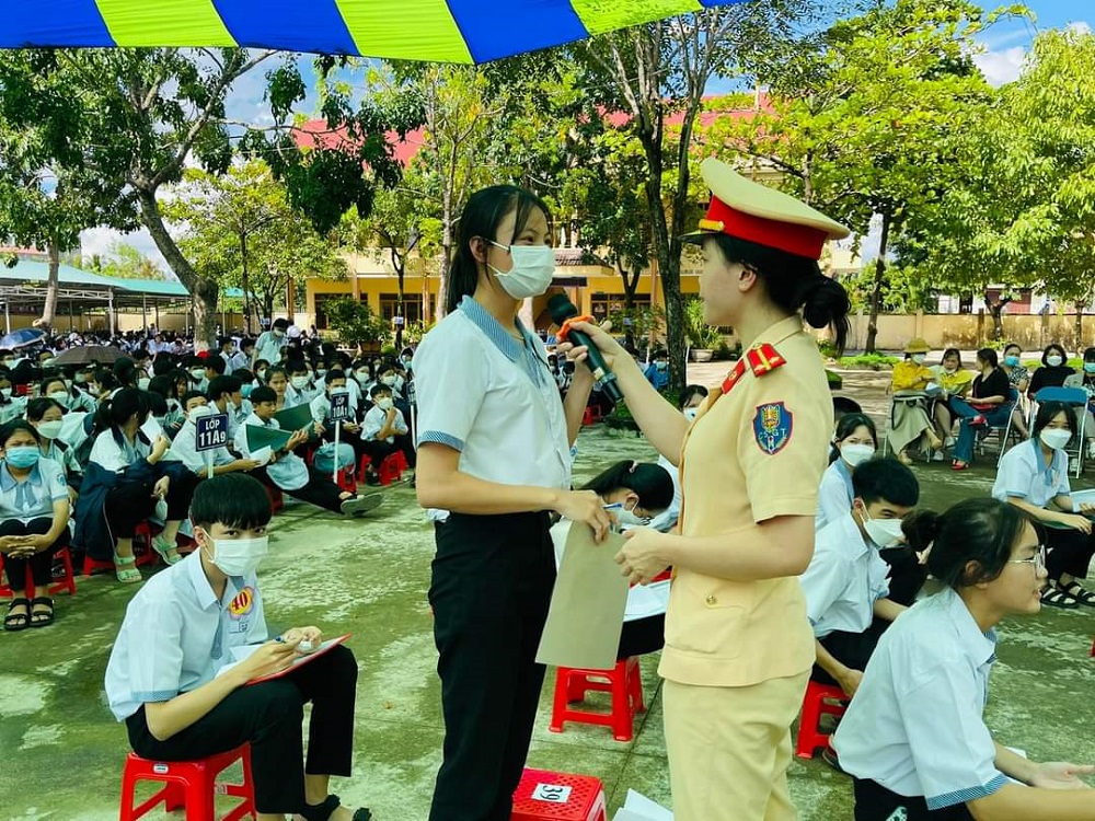 Ngày hội “Thanh niên với văn hóa giao thông”